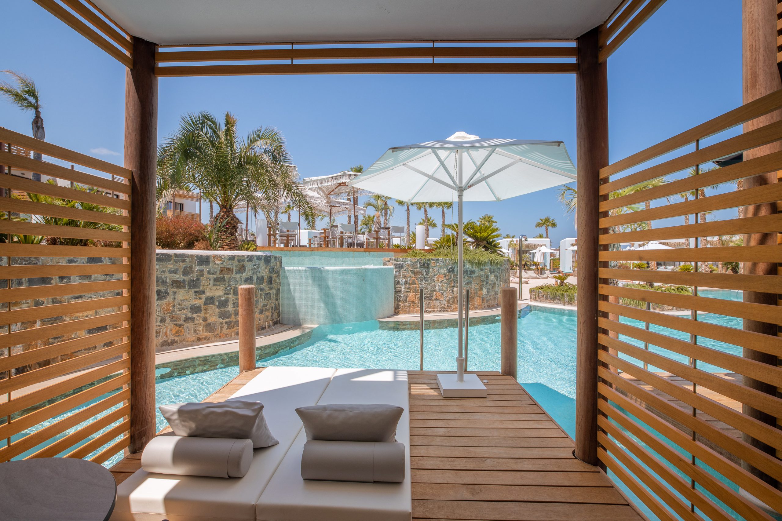Luxury Swim up - Stella Island
